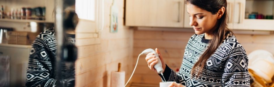 Zo verklein je de kans op kortsluiting en elektriciteitsschade in huis ...